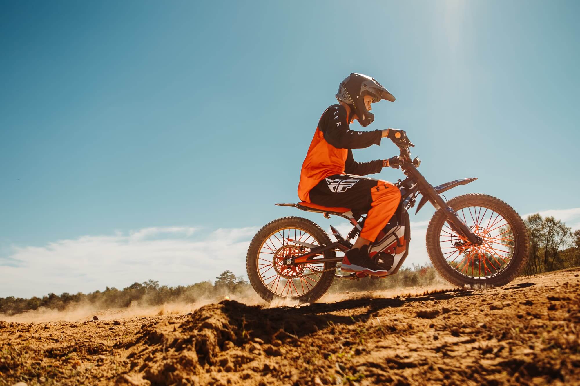 Home | Zeus Cycles Premium E-Bikes